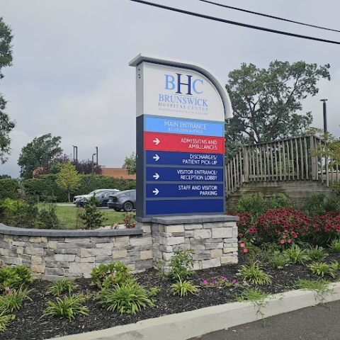 Top Custom Pylon Signs to Make Your Business Stand Out